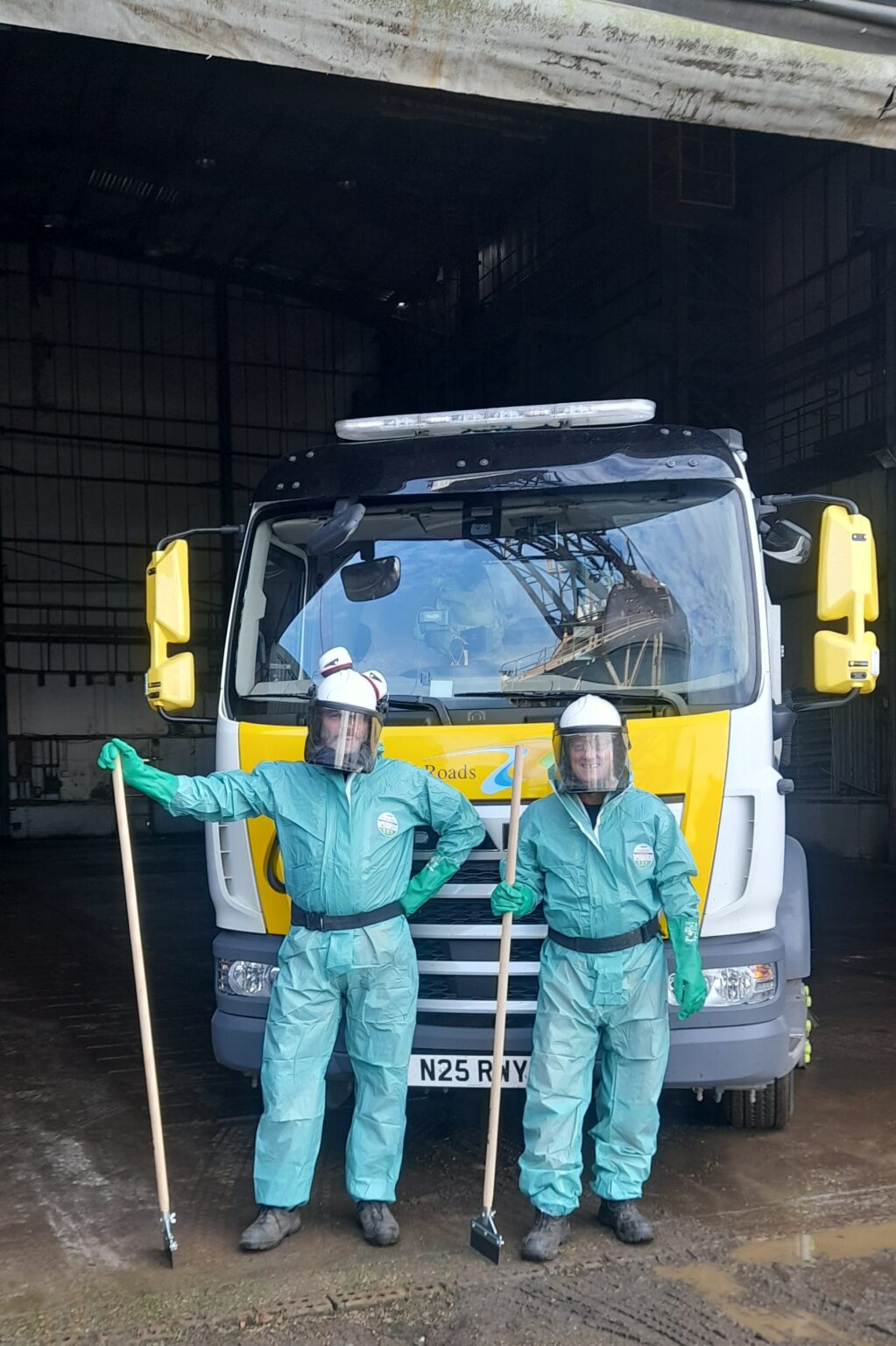 Island Roads | Island Roads staff swoop to clear bird poo problem